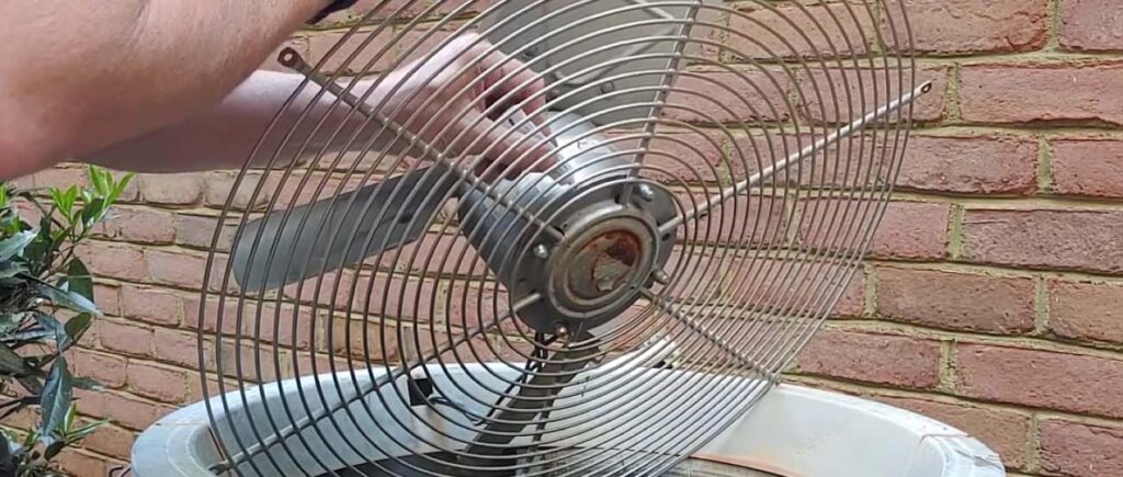 Guide to Checking and Lubricating Fan Motors AC